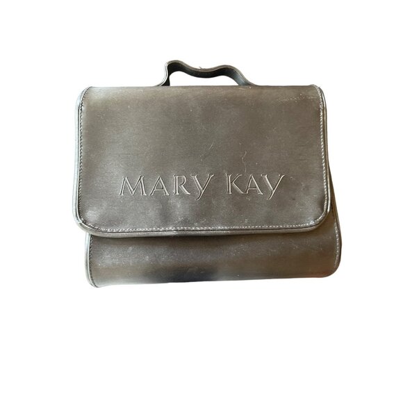 Mary Kay | Bags | Mary Kay Travel Roll Up Hanging Cosmetic Bag ...